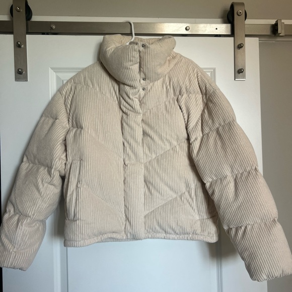 Aritzia | Jackets & Coats | Aritzia The Cloud Puff Jacket | Poshmark